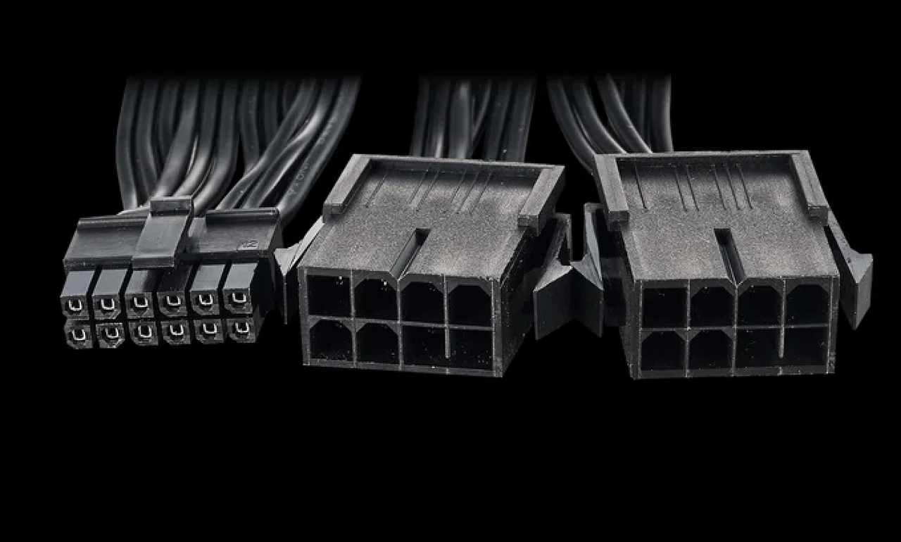 Micro Fit 12-Pin to Dual 8-Pin PCIe GPU Power Cable (15cm)